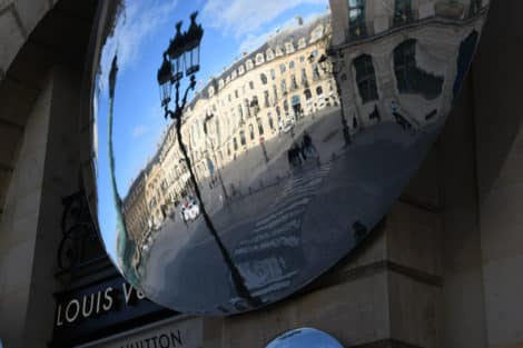 Yayoi Kusama e Louis Vuitton: il meglio dello street marketing