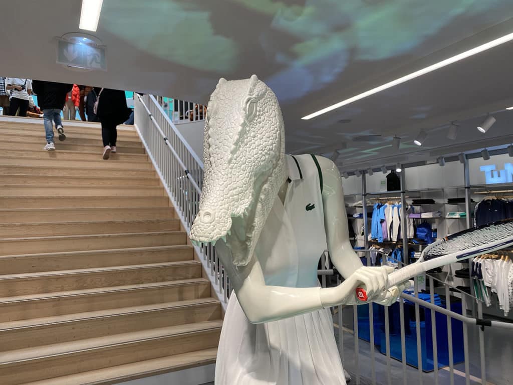 Visita y análisis de la flagship store Lacoste de los Campos Elíseos